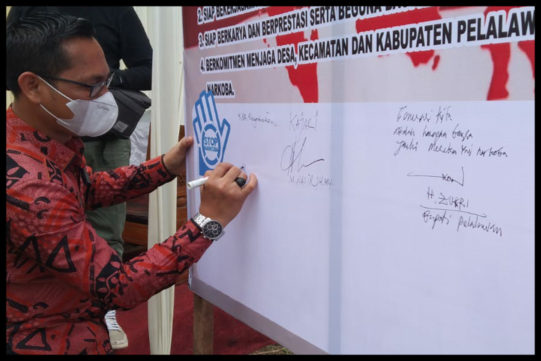 Ketua PA Pangkalan Kerinci Hadiri Undangan Kapolres dalam Acara "Ikrar Kampung Bebas Narkoba